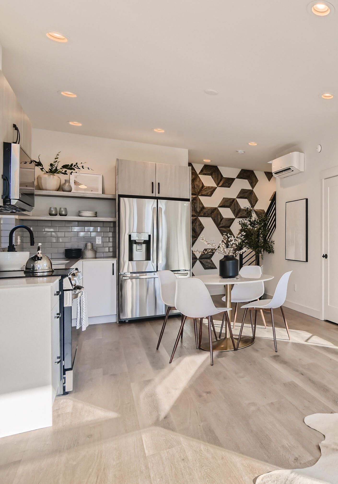 Residential Townhouse | Lumicor