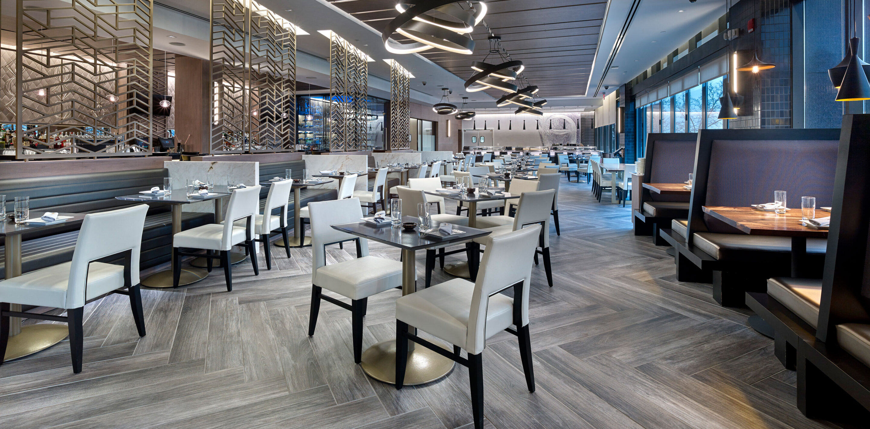 B2 Bluefin Restaurant | Lumicor