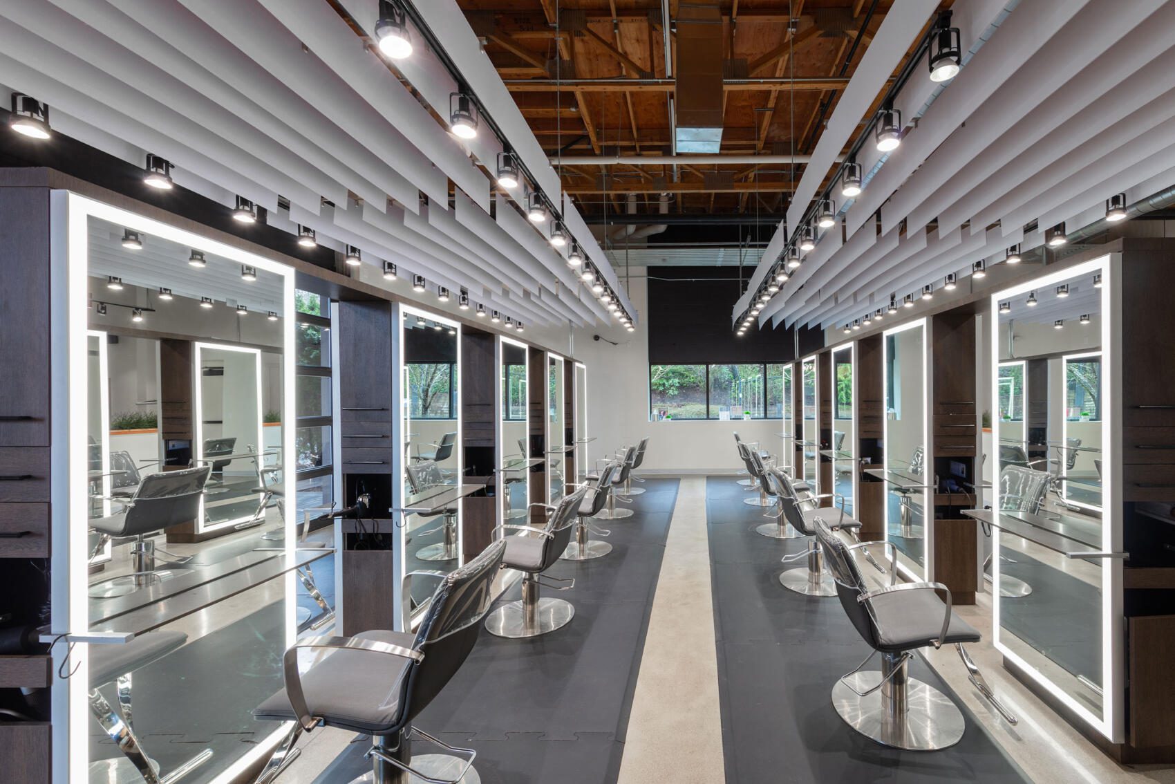 Creative Ceiling Feature Ideas for Commercial Spaces | Lumicor