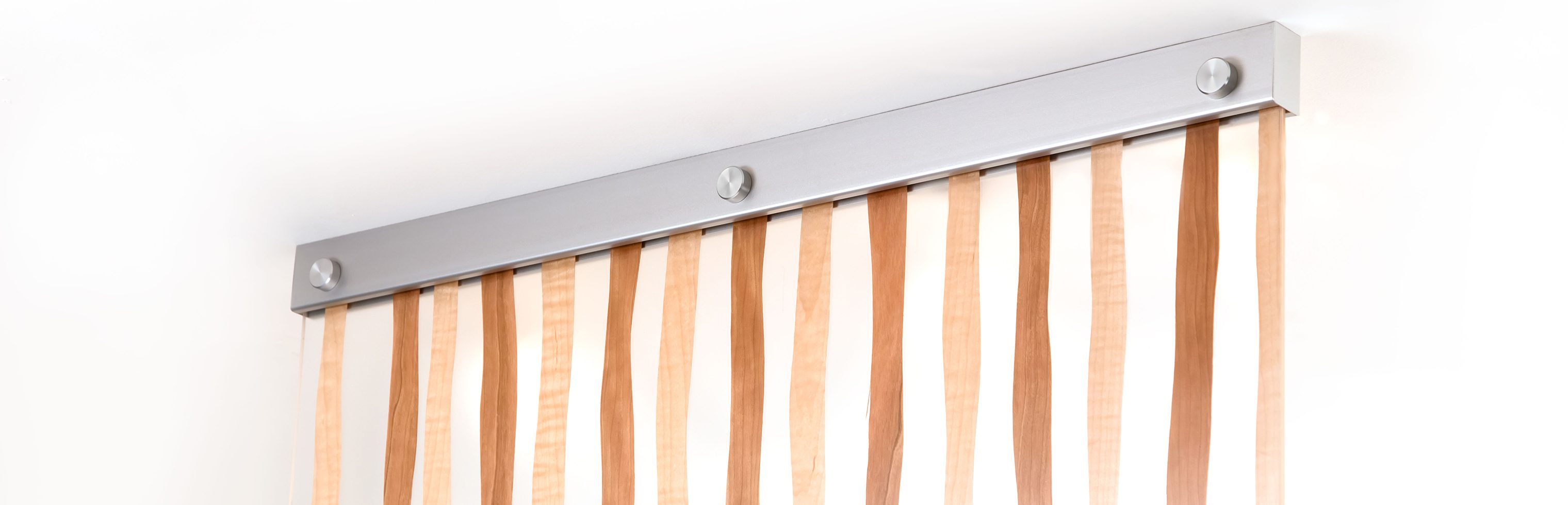 Low Profile Suspended Wall Partitions | Lumicor